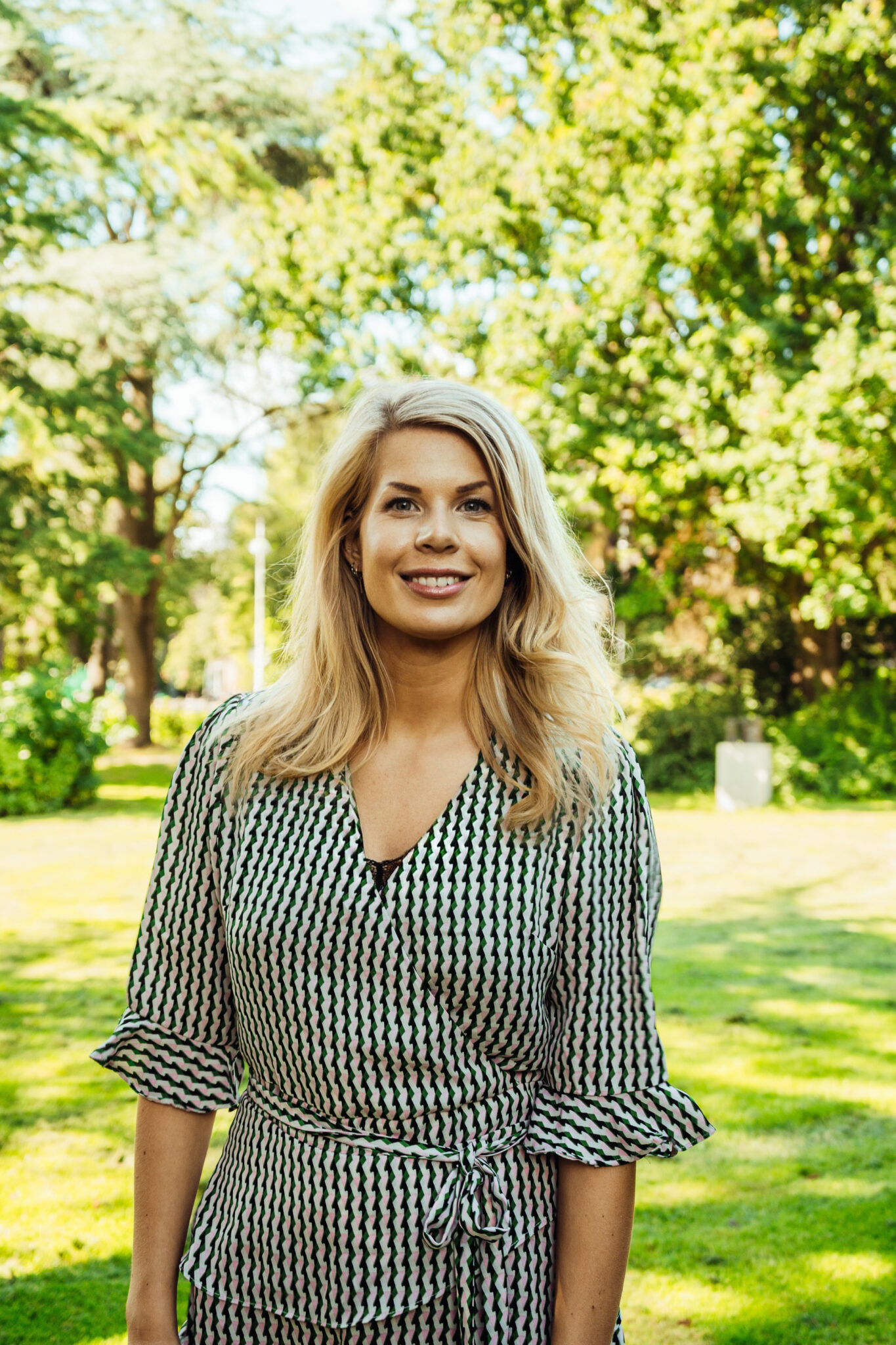 Interview Madelon Vos: geld verdienen met Bitcoin - Vrije Meid - The ...